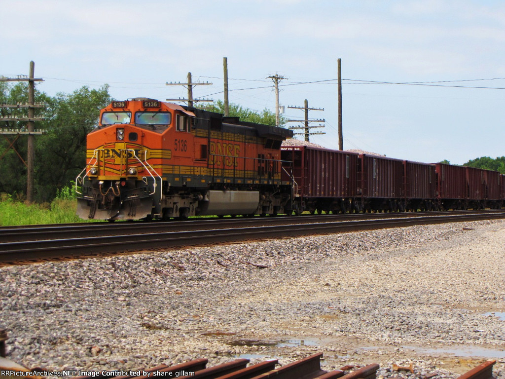 BNSF 5136